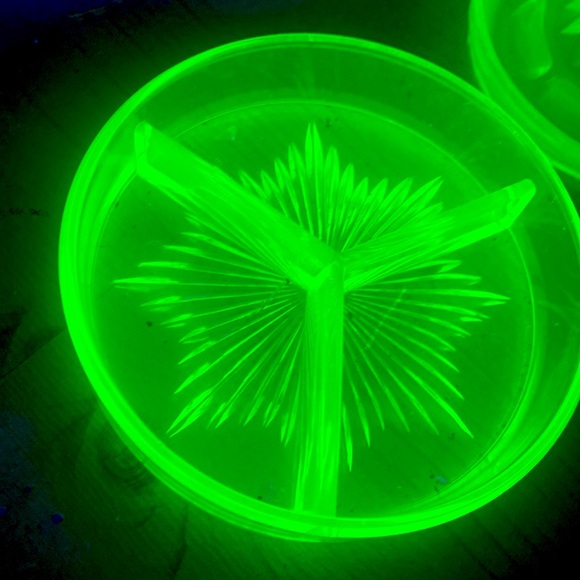 Source Unknown | Accents | Vaseline Vintage Glow Uranium Coin Seperator ...